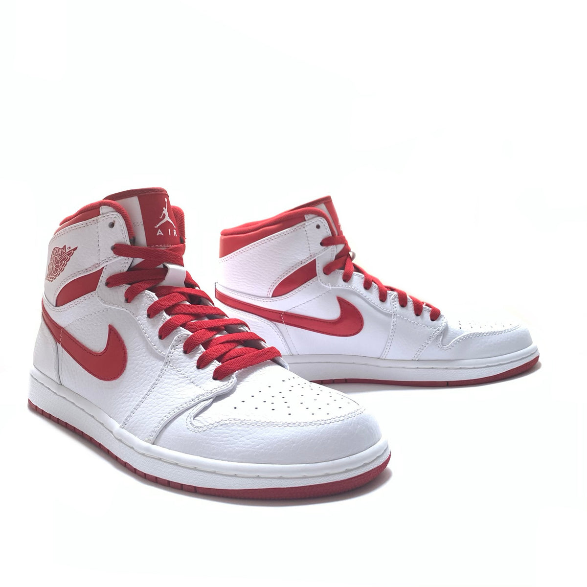 NIKE AIR JORDAN 1 RETRO HIGH DTRT VARSITY RED – Gustodaninja.com